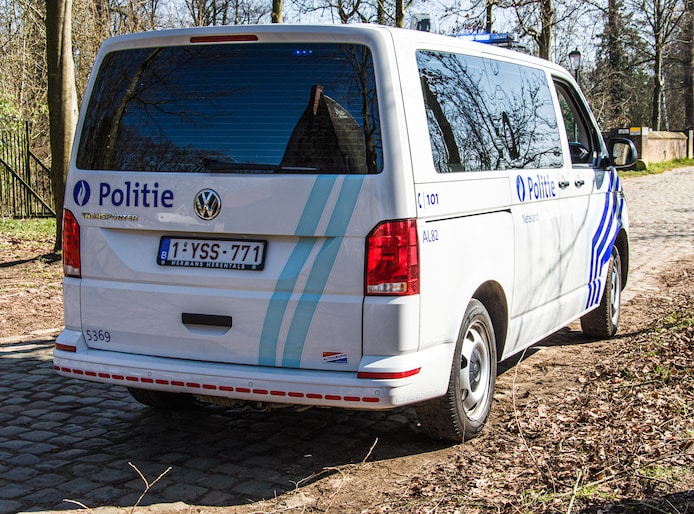 Agenten betrappen leerling met drugs op middelbare school | Herentals ...