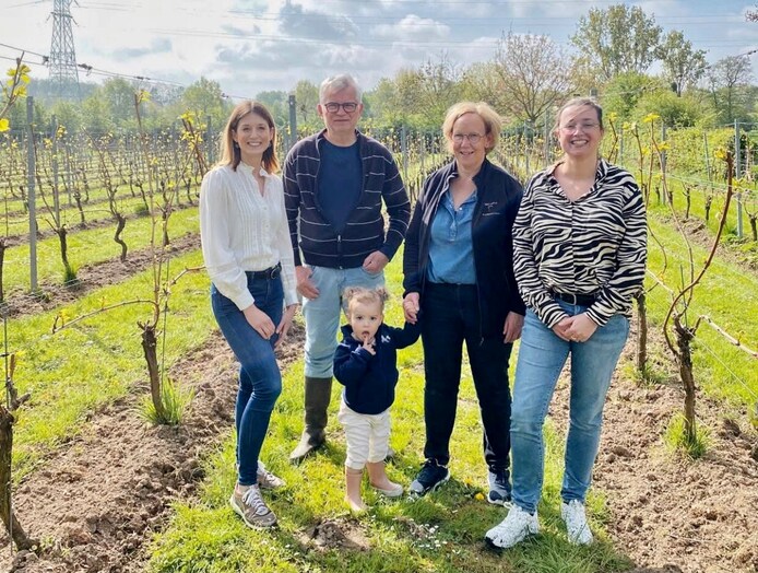 Lokale producenten op wekelijkse markt | Lanaken | hln.be