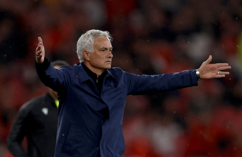 Niets staat een terugkeer naar Real Madrid nog in de weg: “José ...
