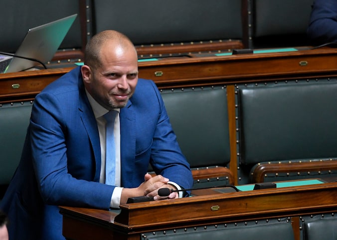GROTE PEILING. Theo Francken populairste Vlaamse politicus in Brussel ...