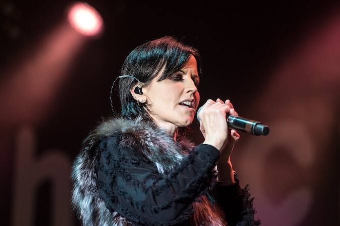 Doodsoorzaak The Cranberries-zangeres Dolores O’Riordan eindelijk ...
