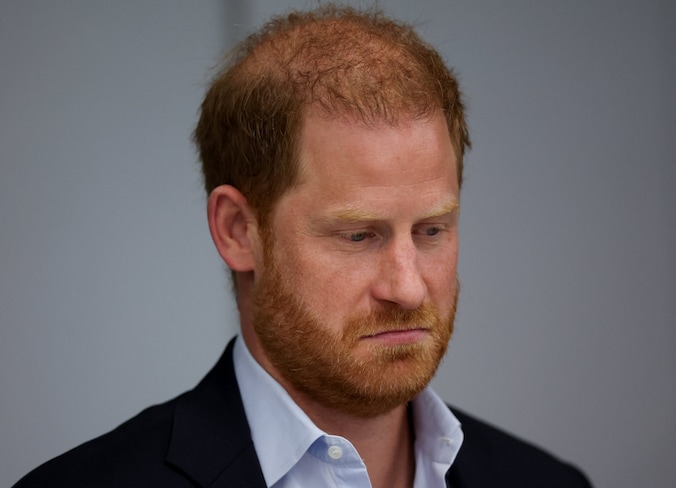 “Prins Harry heeft spijt en wil relatie met koninklijke familie en het ...