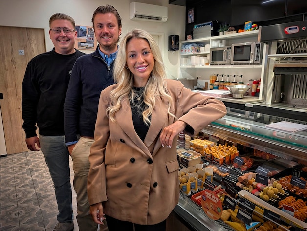 Horecakoppel achter Frites d’Or neemt iconische Frituur Tineke over in ...