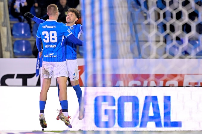 Racing Genk sloopt Leuvense muur: Karetsas leidt Limburgers met twee ...