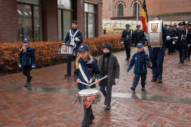 Brandweer Wetteren viert Barbara en 20 jaar jeugdbrandweer | Regio | HLN.be