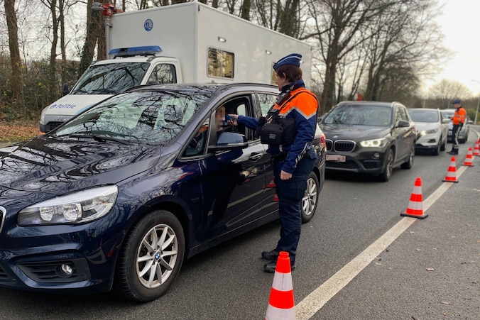 Verpleger (41) dronken uit het verkeer gehaald: “U kent toch de ...