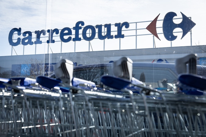 Carrefour blijft in België: Franse retailer ziet af van verkoop ...