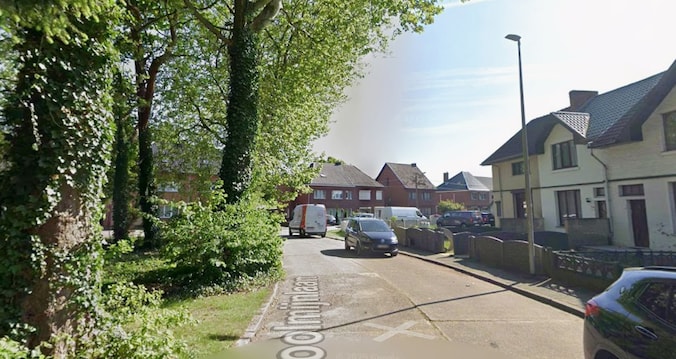 Mislukte ramkraak bij juwelier in Heusden-Zolder: daders laten wagen ...