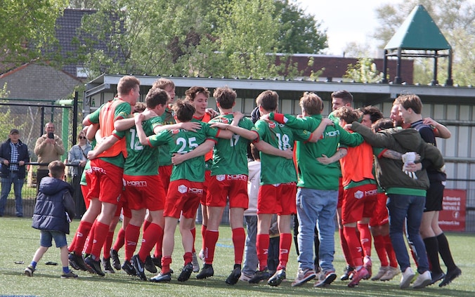 Voetbalseizoen 2025-‘26 zit erop: deze Oost-Vlaamse ploegen promoveren ...