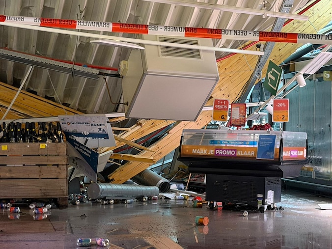 Carrefour Mortsel heropent maandag nadat dak deels instortte bij zware ...