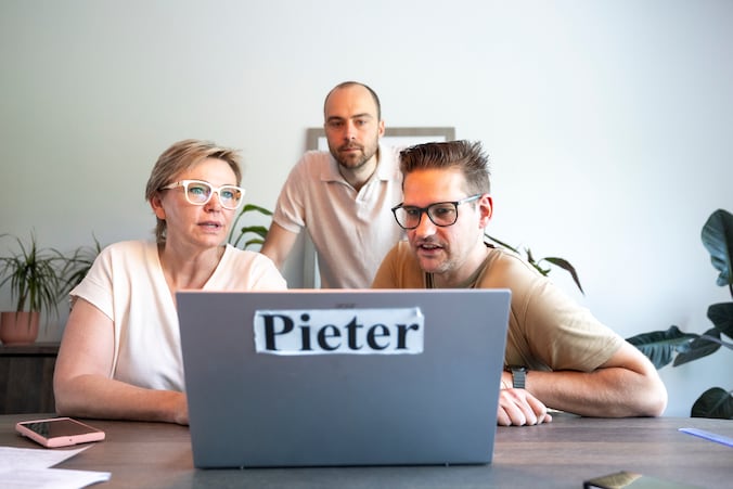 Pieter (40) verliest eerst 300 euro door weggevallen woonbonus… en wint ...