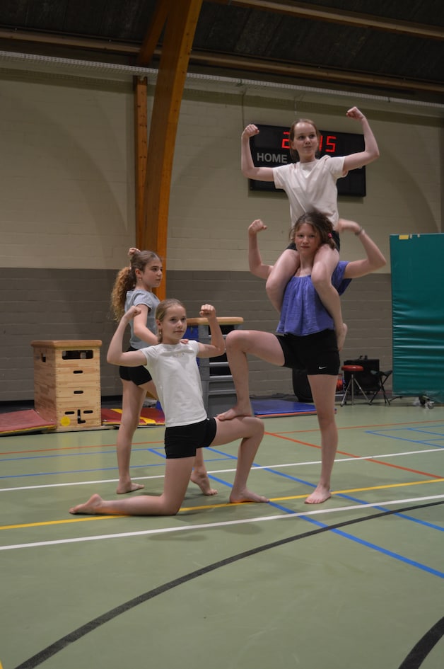 Leerlingen De Kleiheuvel tonen hun talenten | Regio | HLN.be
