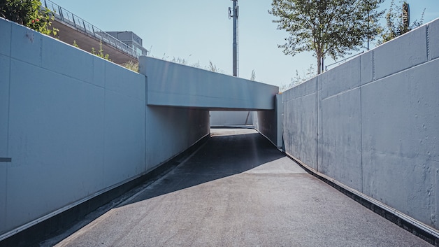 Nieuwe fiets- en voetgangerstunnel aan The Loop in Gent is klaar: vanaf ...