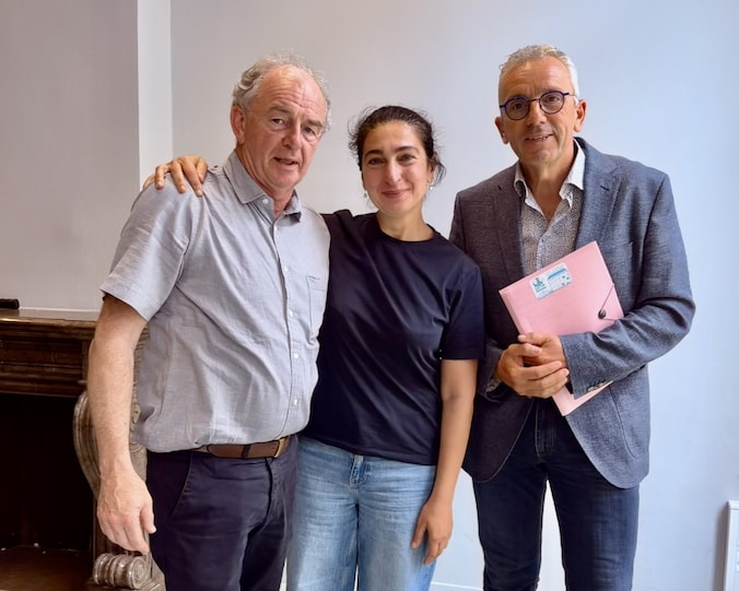 Oost-Vlaamse schooldirecteurs rond de tafel met minister Demir over ...
