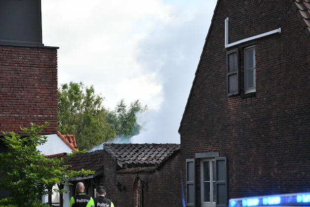 Rookontwikkeling bij brand in achterbouw van woning in Aartselaar ...