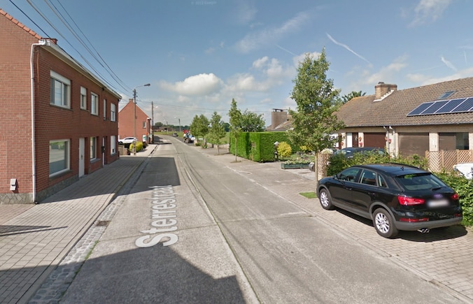 Straat in Koekelare is afgesloten na gaslek, bewoners moeten ...