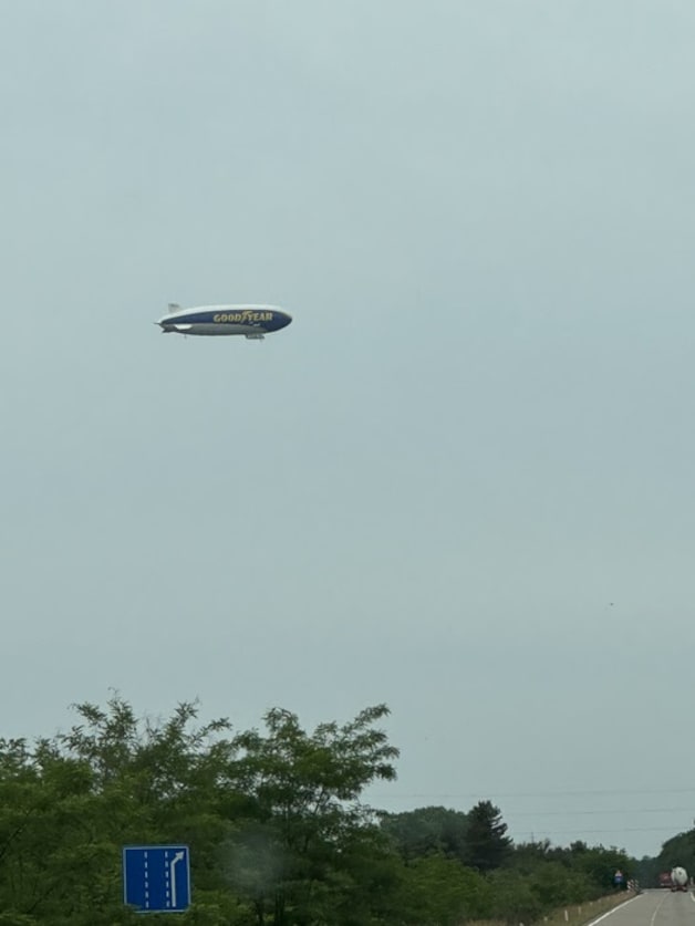 Iconische Goodyear Blimp gespot boven Limburg en Vlaams-Brabant ...