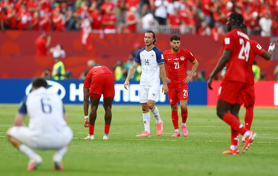 Blij weerzien met Promise David: Union-spits redt mee punt voor Canada ...