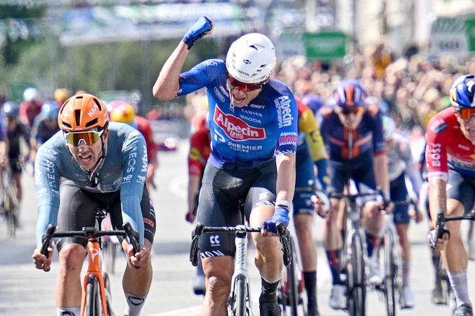Klaar voor de Tour: Jasper Philipsen snelt naar zege in Copenhagen ...