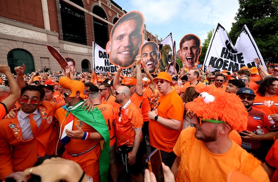 LIVE. Aftrap! Begint Oranje met een zege aan het WK? | Sport | HLN.be