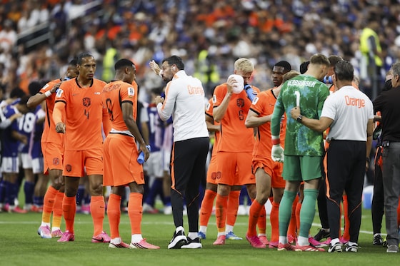 LIVE. Oranje ziet Japan snel tegenprikken: Nakamura hangt bordjes in ...