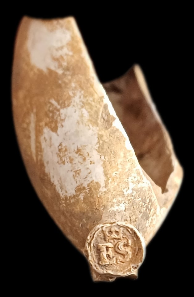 Archeologen doen opvallende ontdekkingen in dorpskern Wuustwezel ...