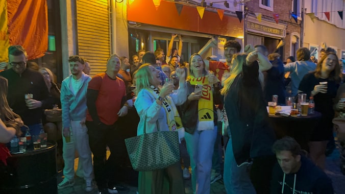 Hoop op winst laait weer op in de Spiegelstraat na goal Lukaku: “Onze ...