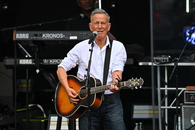 IN BEELD. Van Bruce Springsteen tot Tom Hanks en Christina Aguilera ...