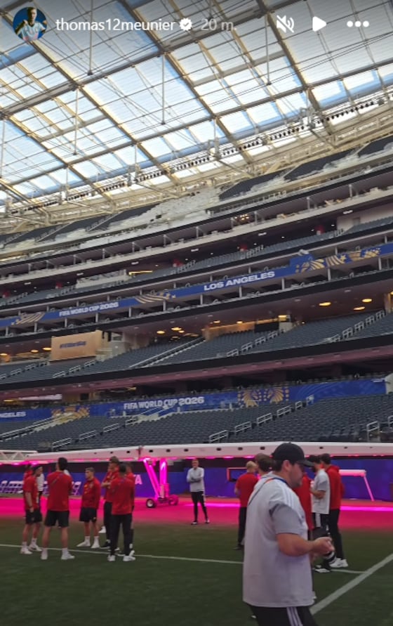 Ook Romelu Lukaku keek z’n ogen uit: Rode Duivels landen in Los Angeles ...
