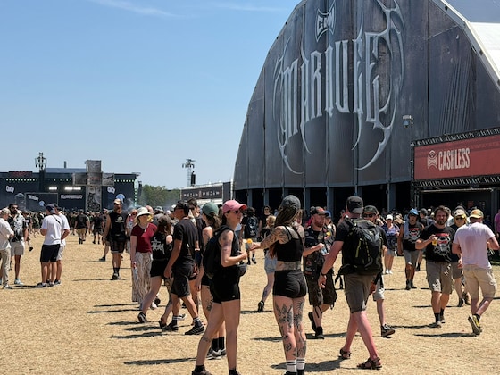 Ook derde festivaldag is zweten geblazen, metalfans kijken uit naar ...