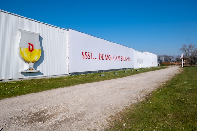 ‘Ssst... hier rijpt den Duvel’ wordt even ‘Ssst… De Mol gaat beginnen ...