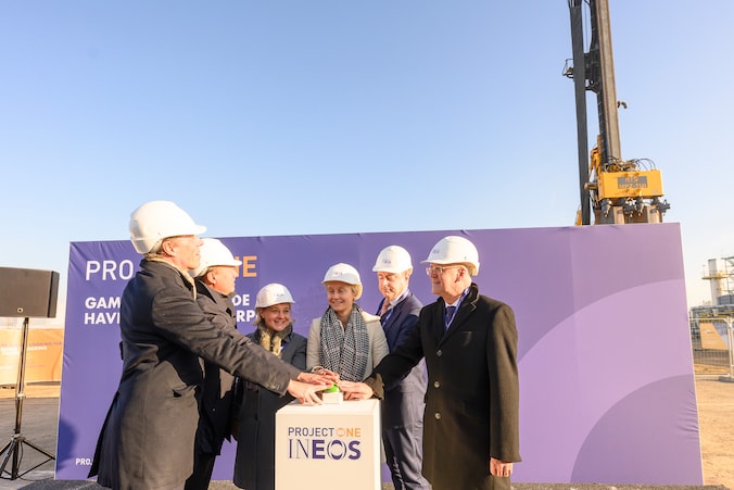 Bouw INEOS-kraker in Antwerpse haven officieel gestart: 2.000 kilometer ...