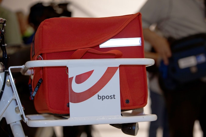 Bpost stuurt extra mensen voor uitbetalen pensioenen in Gent | Nieuws ...