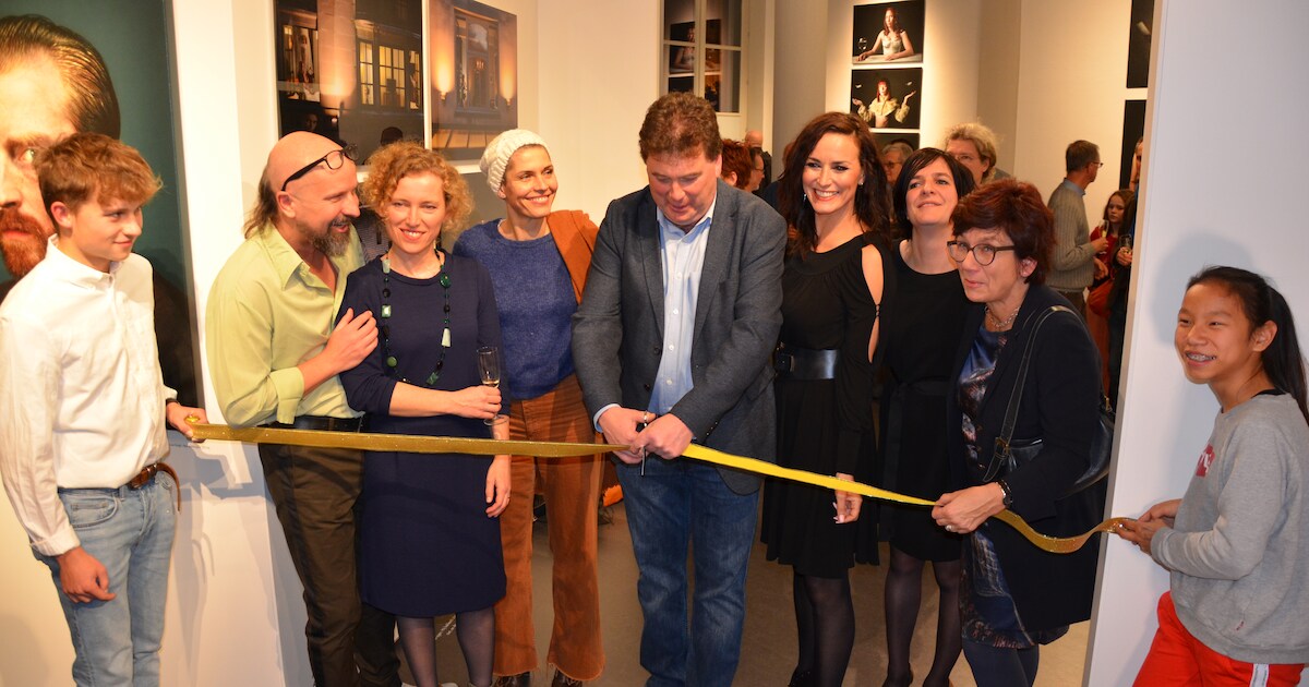 Overzichtstentoonstelling Filip Naudts in Stadsmuseum toont Bekende ...
