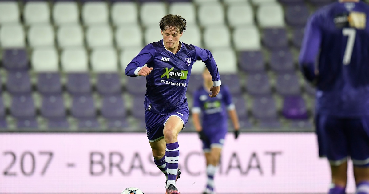Axl Van Himbeeck traint met A-kern Beerschot, speelt met beloften en ...