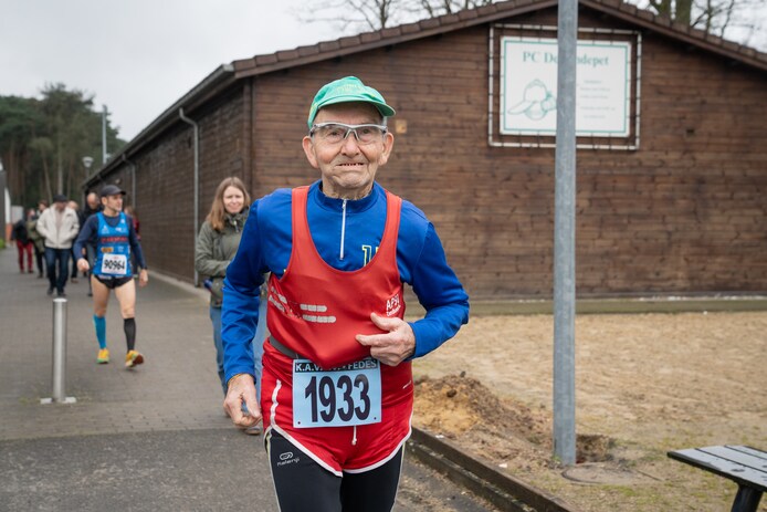 KIJK. Frans (91) loopt zijn laatste Kastelenloop in Zandhoven: “In die ...