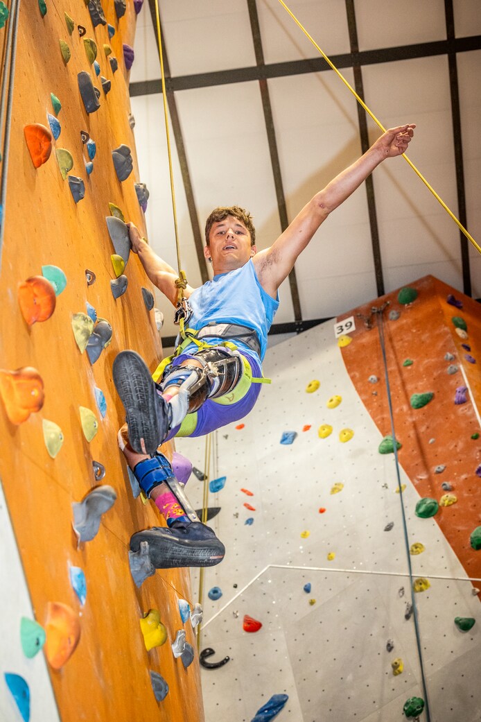 Dirk fietste door alle 581 Belgische gemeentes voor ‘To Walk Again ...