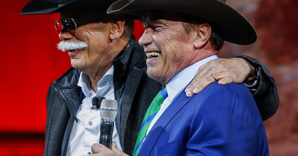 Arnold Schwarzenegger wordt cowboy | Showbizz | hln.be