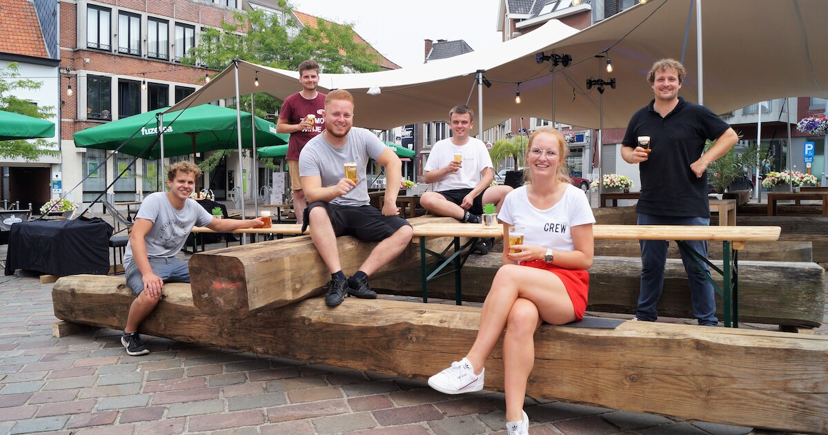 Jeugdcafés krijgen geen toestemming om eigen terras te openen ...