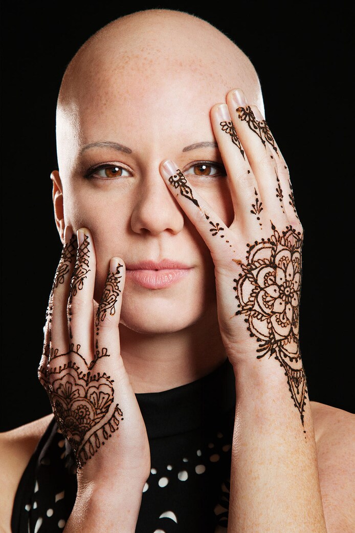 Expo toont hoe mooi dames met een kaal hoofd zijn | Mode & Beauty | hln.be