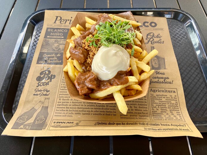 RESTOTIP. Studio Frites: culinaire curryworsten in frituur van ...