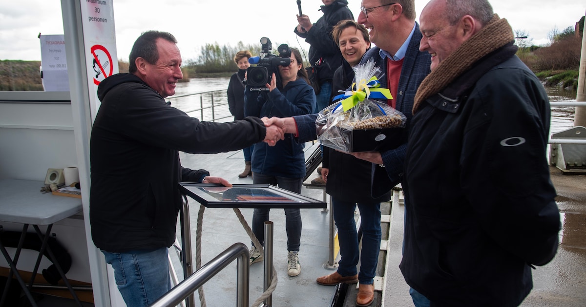 Nieuwe veerdienst Schellebelle start zaterdag met vaste uren en grotere ...