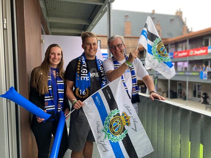 Van der Valk wordt even ‘The Champions Hotel’, 300 supporters volgen ...