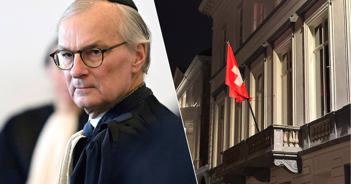 Topadvocaat Hans Rieder, die beschuldigd wordt van domiciliefraude ...