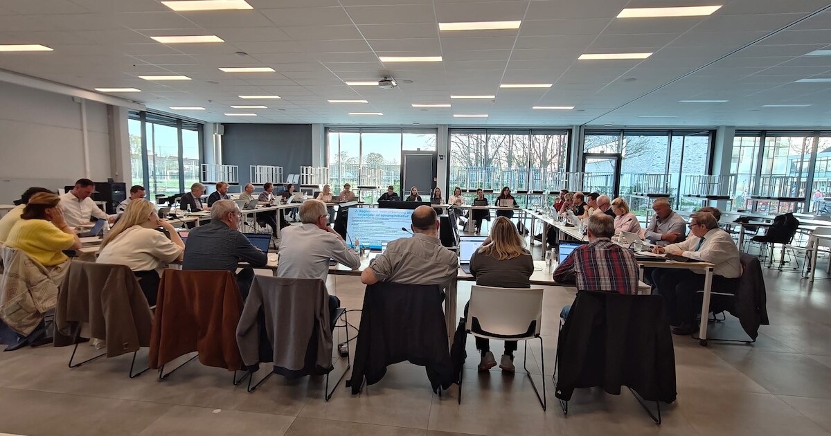 Nieuwe huisvesting voor verenigingen in Gullegem: gemeente koopt ...