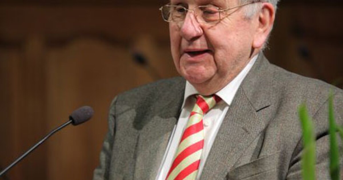 Roger Dillemans (90) wordt eerste ereburger van Bertem | Bertem | HLN.be