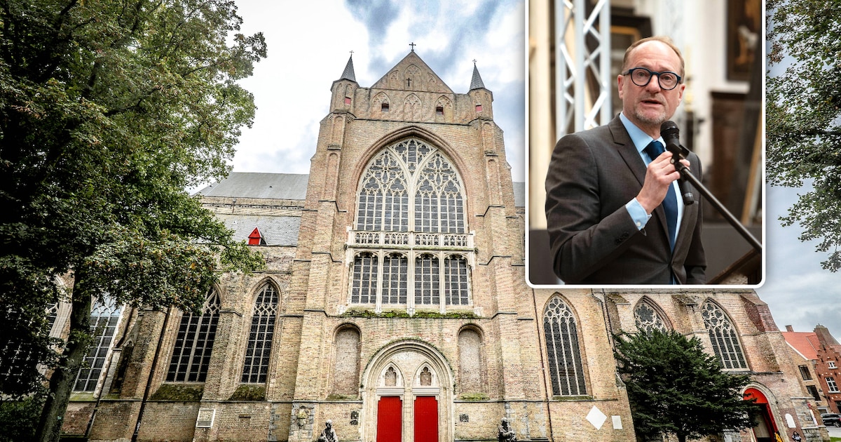Kronen van klok dreigen te vallen, dus investeert Vlaanderen in Sint ...