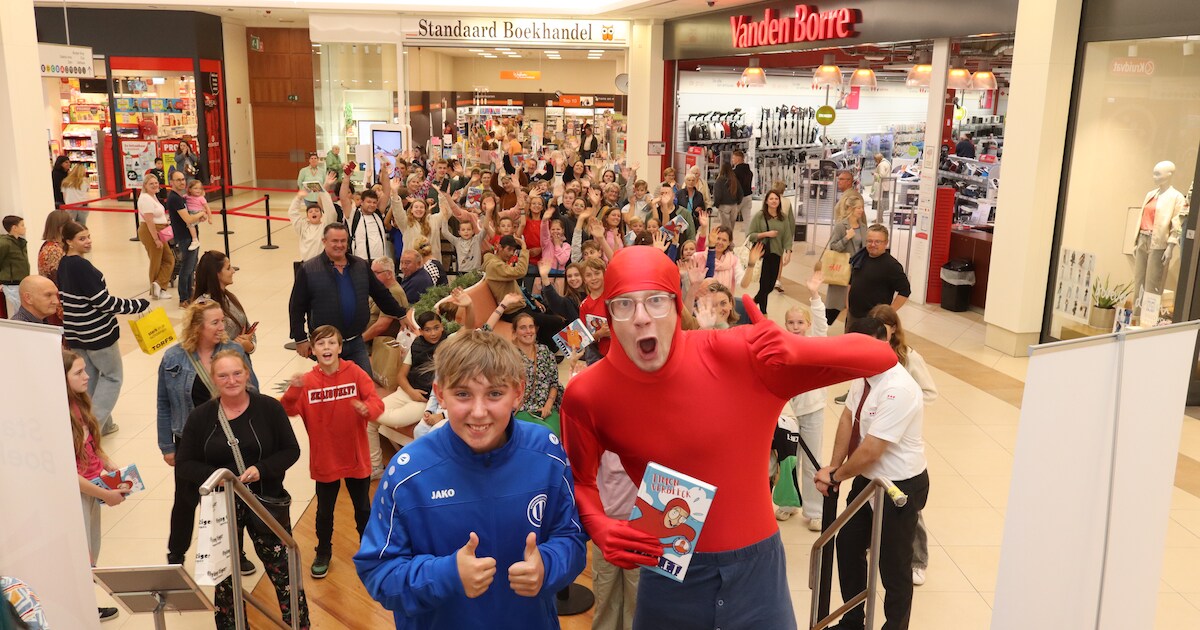 Veel volk voor Timon Verbeeck: meer dan 150 kinderen op de foto met ...