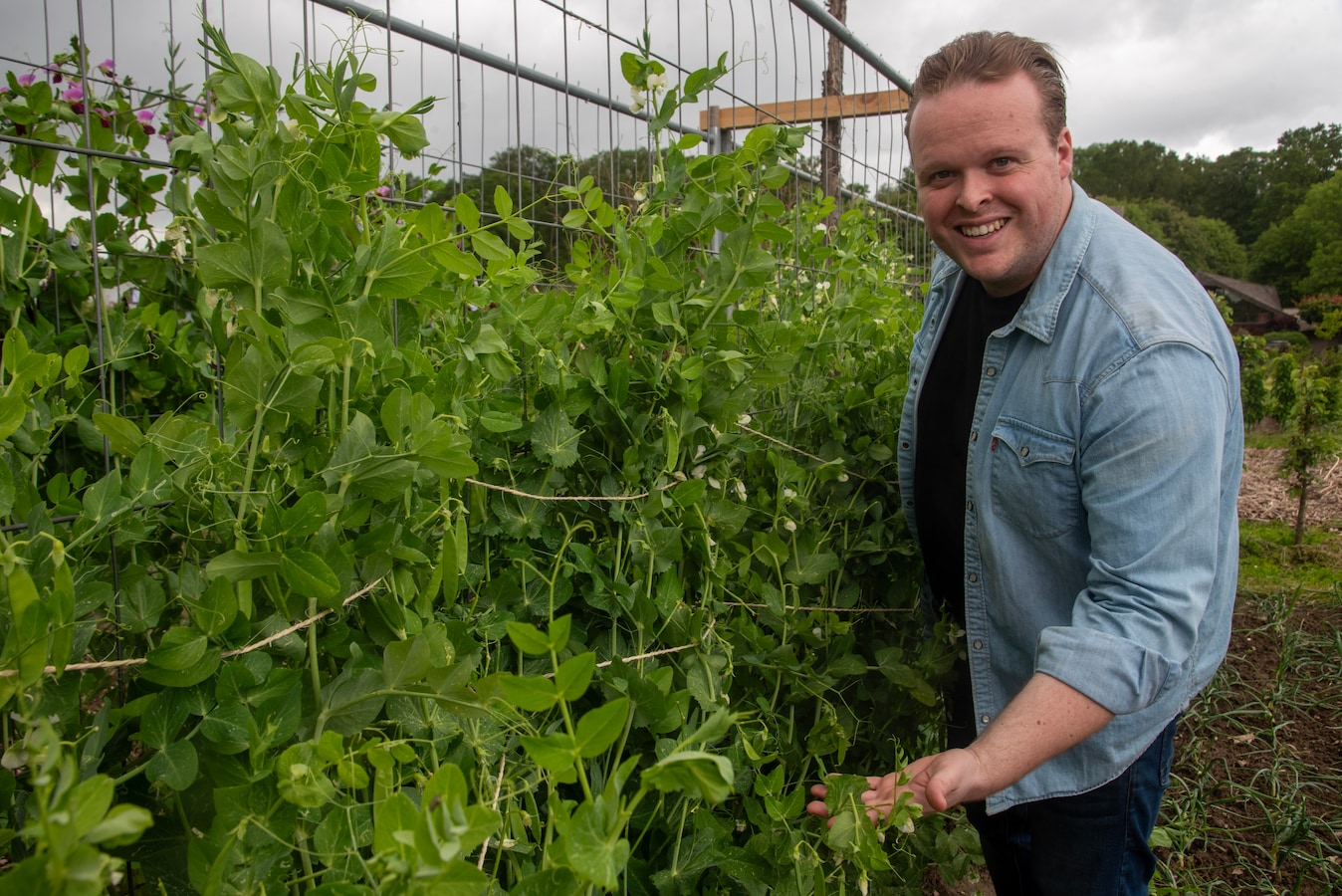 Chef Timon Michiels laat zien dat bio rock-’n-roll is: “Niks kan tippen ...