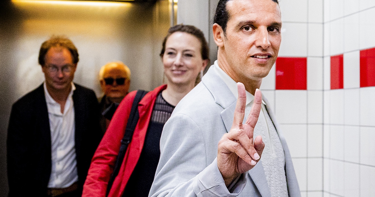 Domper voor Nederlandse rapper Ali B: alleen Ronnie Flex en nog één ...